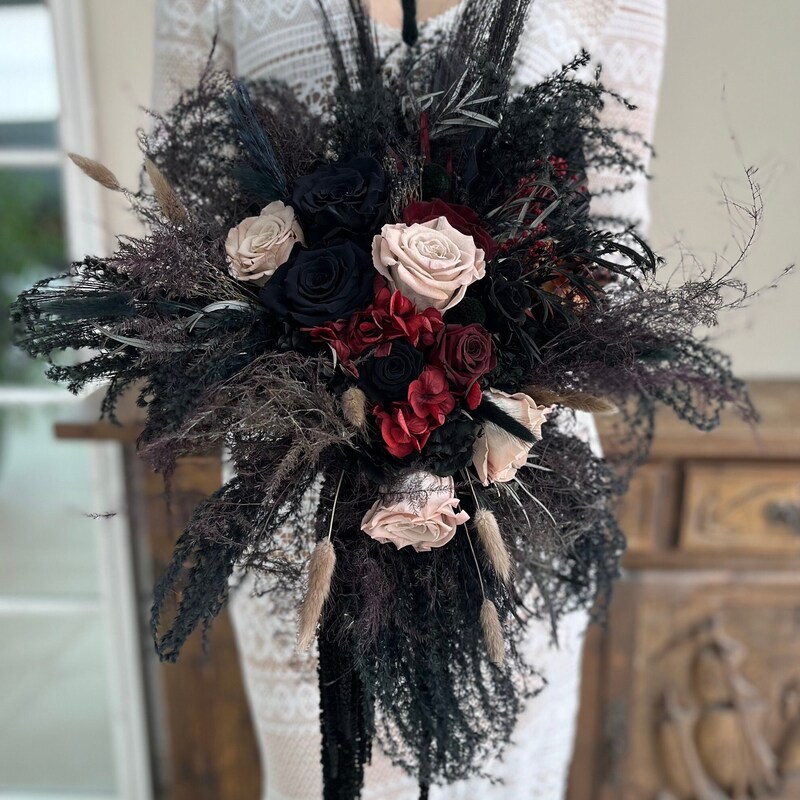 Black Bridal Bouquet - Etsy
