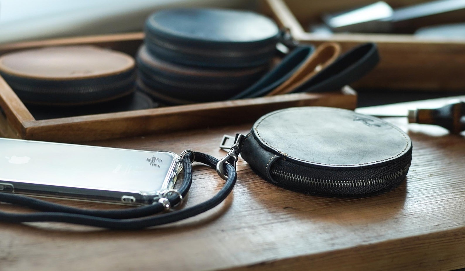 SET Phone Chain Case Bag BLACK - Etsy