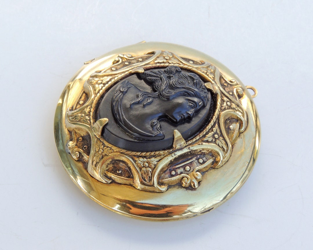 Victorian Style Cameo Locket - Etsy