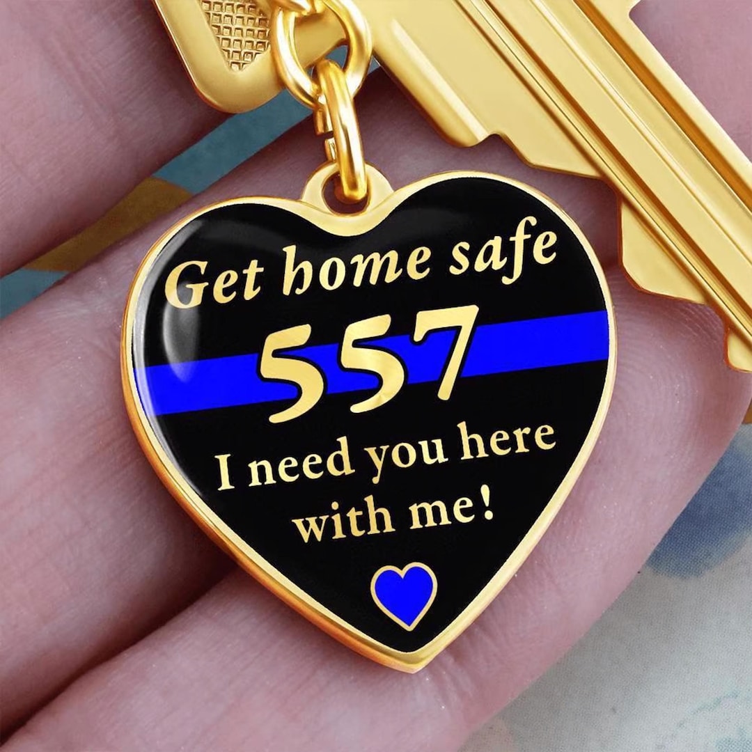 Policewoman Keychain Valentine's Day Gift New Law Enforcement Officer ...