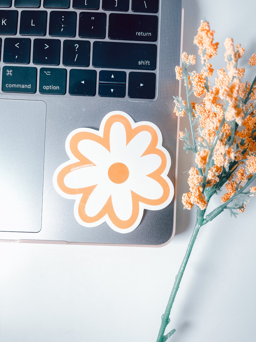 Large Daisy Sticker / Floral Decals / Hand Drawn and Glossy / Perfect ...