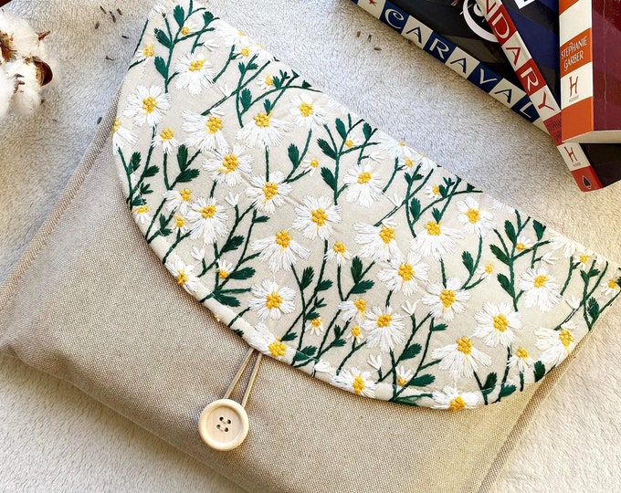 Daisy Book Bag Embroidered Padded Book Sleeve Book Pouch - Etsy