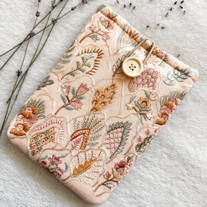 Embroidery Kindle Paperwhite and Scribe Case, Padded Kindle Sleeve ...