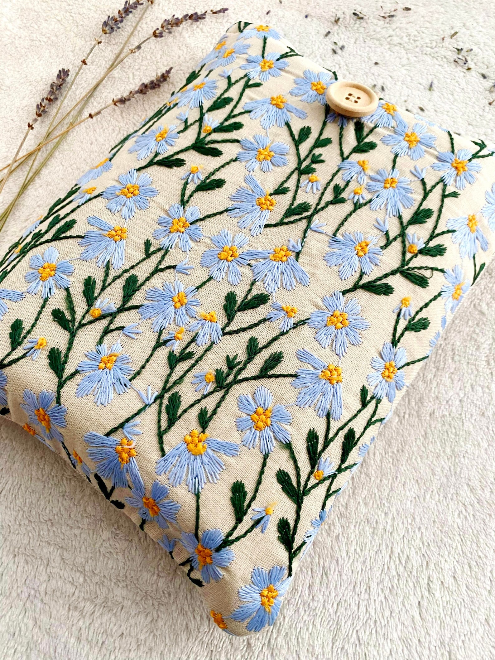 Embroidered Daisy Book Sleeve Padded Book Cover Book and - Etsy
