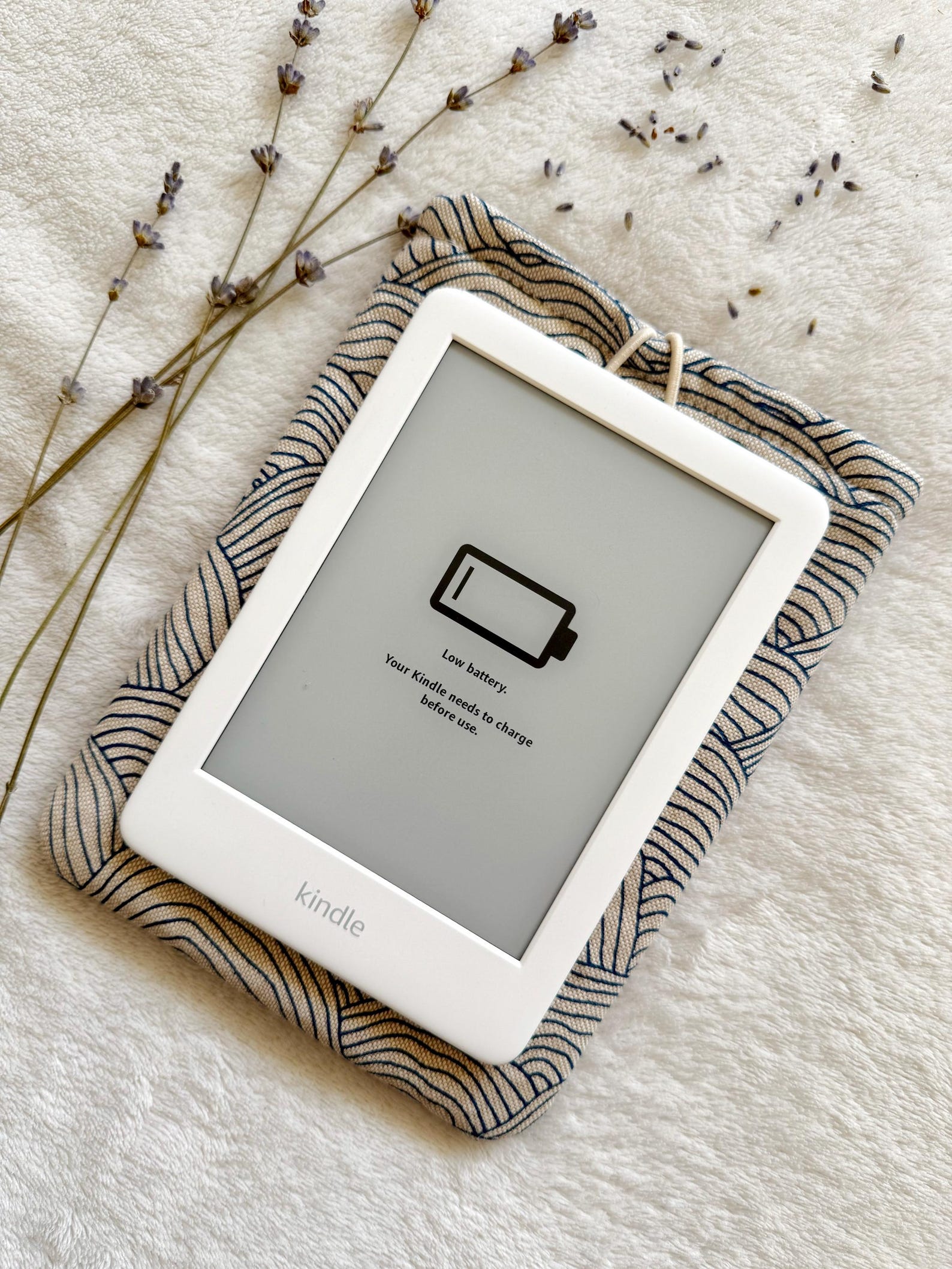 Japanese Kindle Paperwhite and Scribe Case, Padded Kindle Sleeve ...