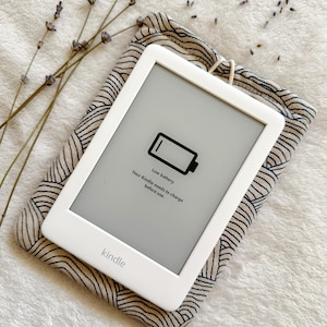 Japanese Kindle Paperwhite and Scribe Case, Padded Kindle Sleeve ...