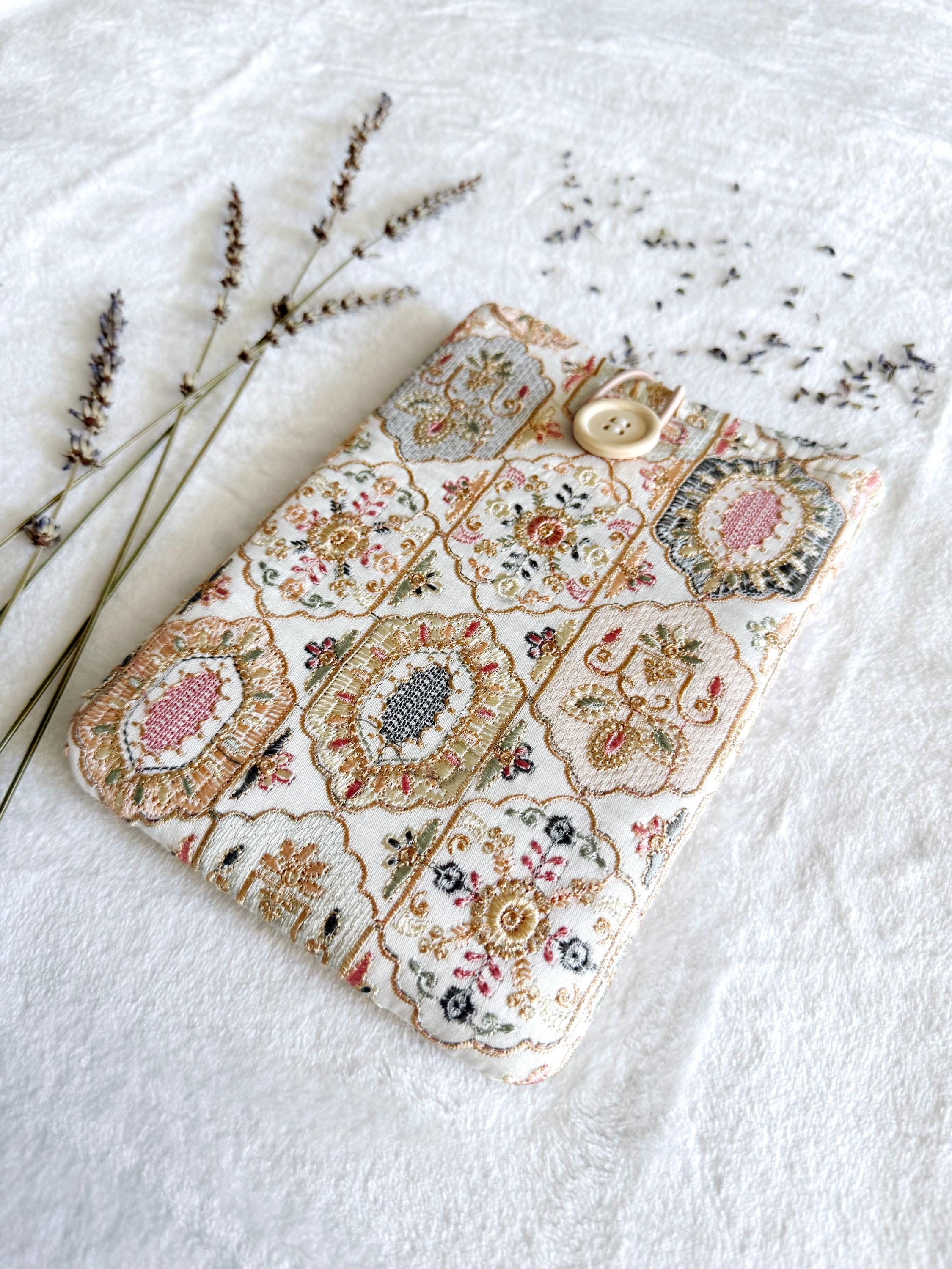 Embroidery Kindle Sleeve, Padded Kindle Paperwhite and Scribe Case ...