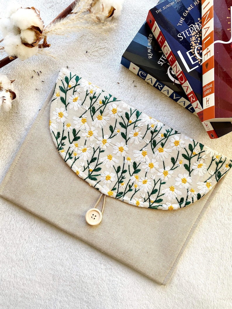 Daisy Book Bag Embroidered Padded Book Sleeve Book Pouch - Etsy