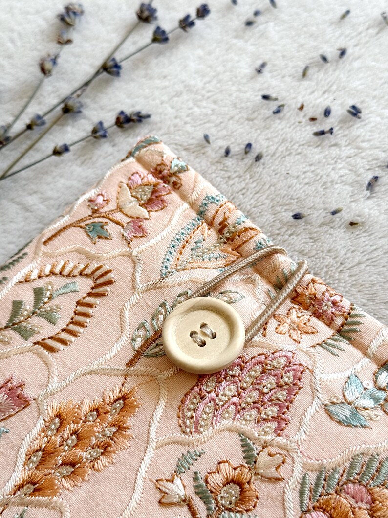 Embroidery Kindle Paperwhite and Scribe Case, Padded Kindle Sleeve ...