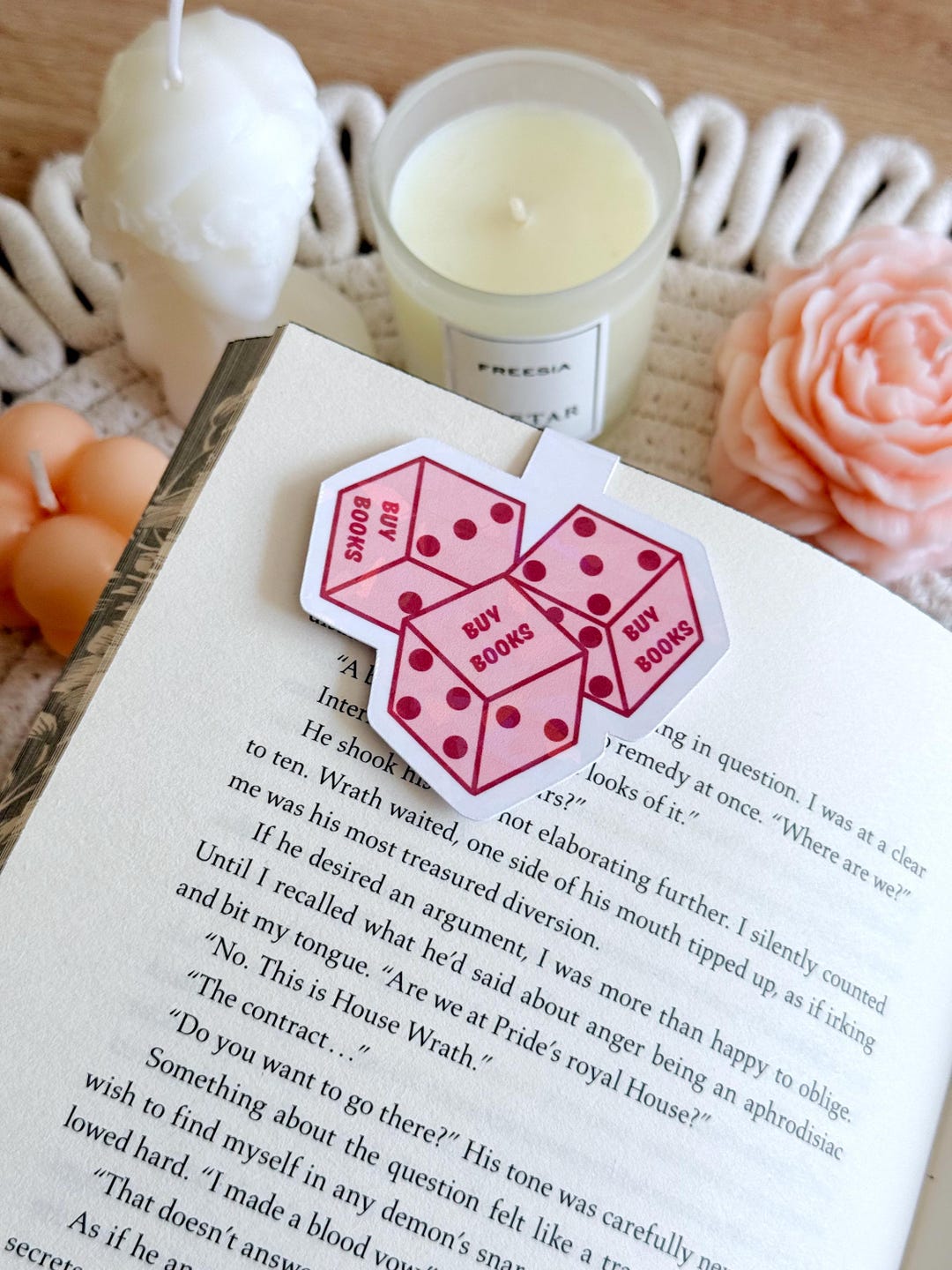 Dice Magnetic Holographic Bookmark, Cute Pink Bookmark, Book Page ...