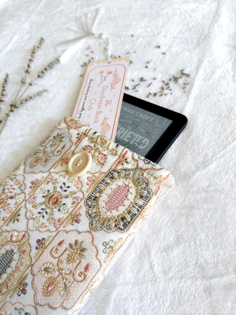 Embroidery Kindle Sleeve, Padded Kindle Paperwhite and Scribe Case ...