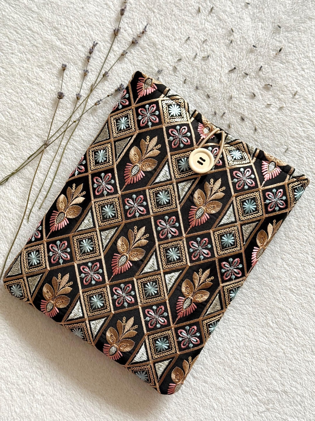 Embroidery Book Sleeve, Padded Book Cover, Floral Book Purse, Book ...