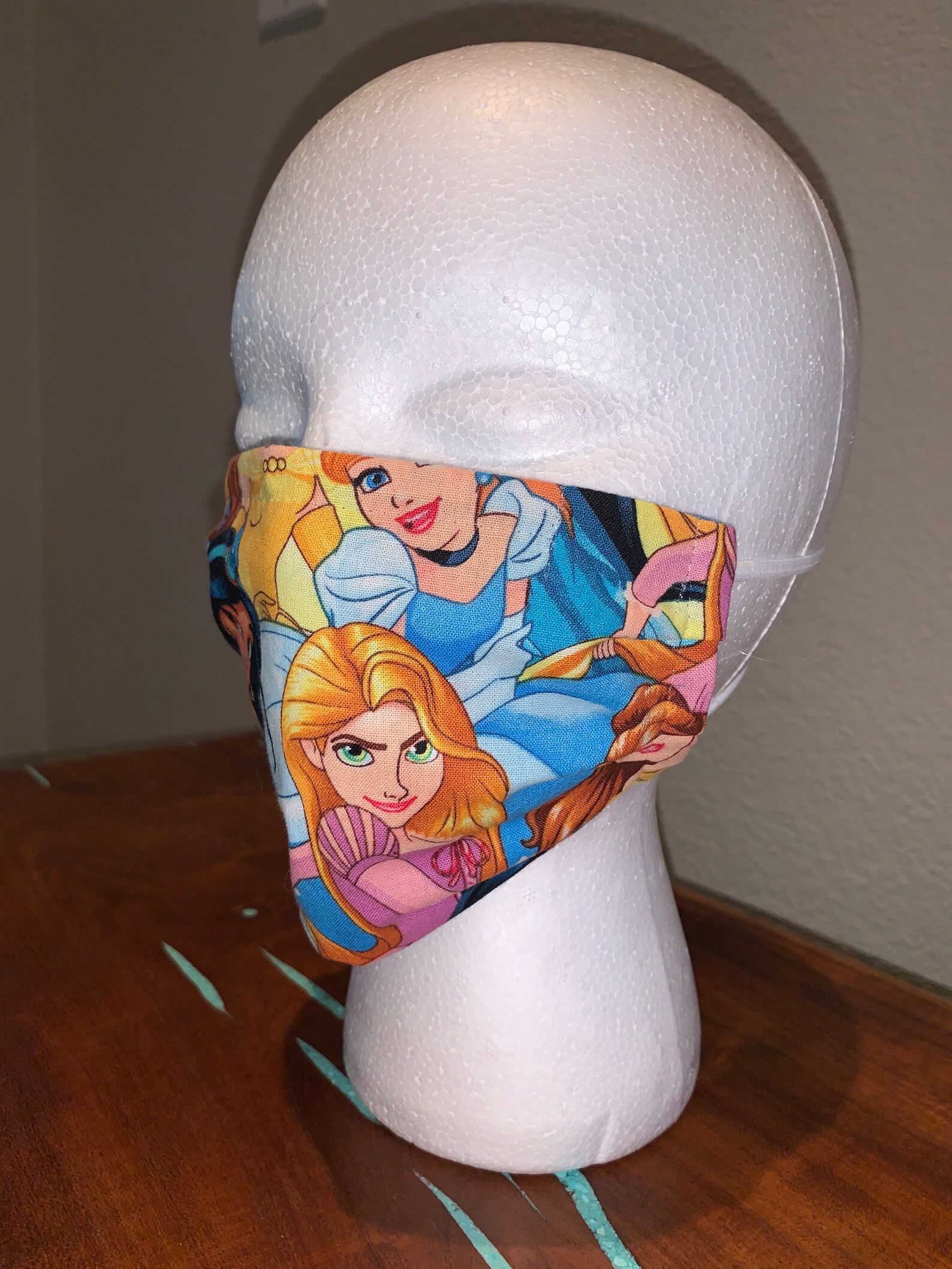 Disney Princess Theme Face Mask disponible en 3 tamaños | Etsy