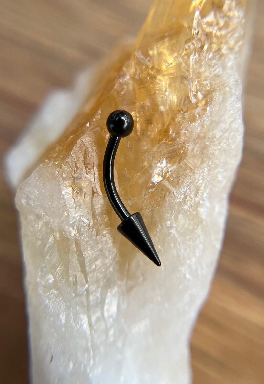 Single Black Titanium Plated Vertical Lip Curved Barbell Slender Long ...