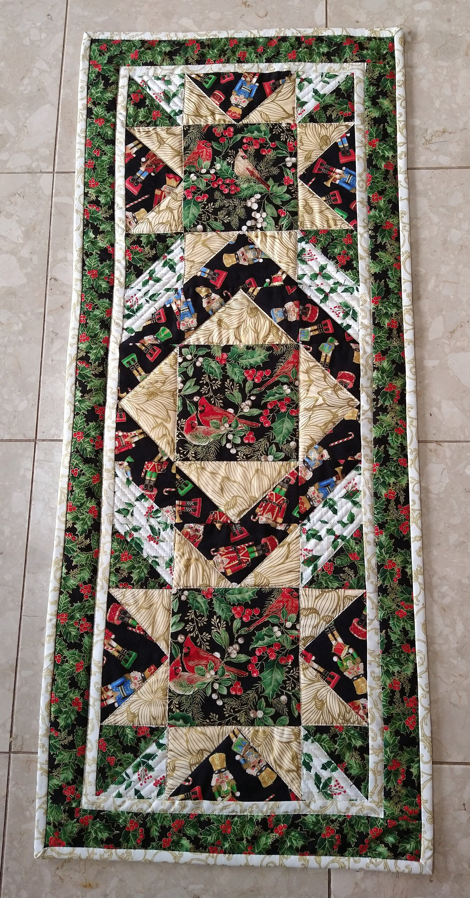 Cardinals and Nutcracker Table Runner - Etsy