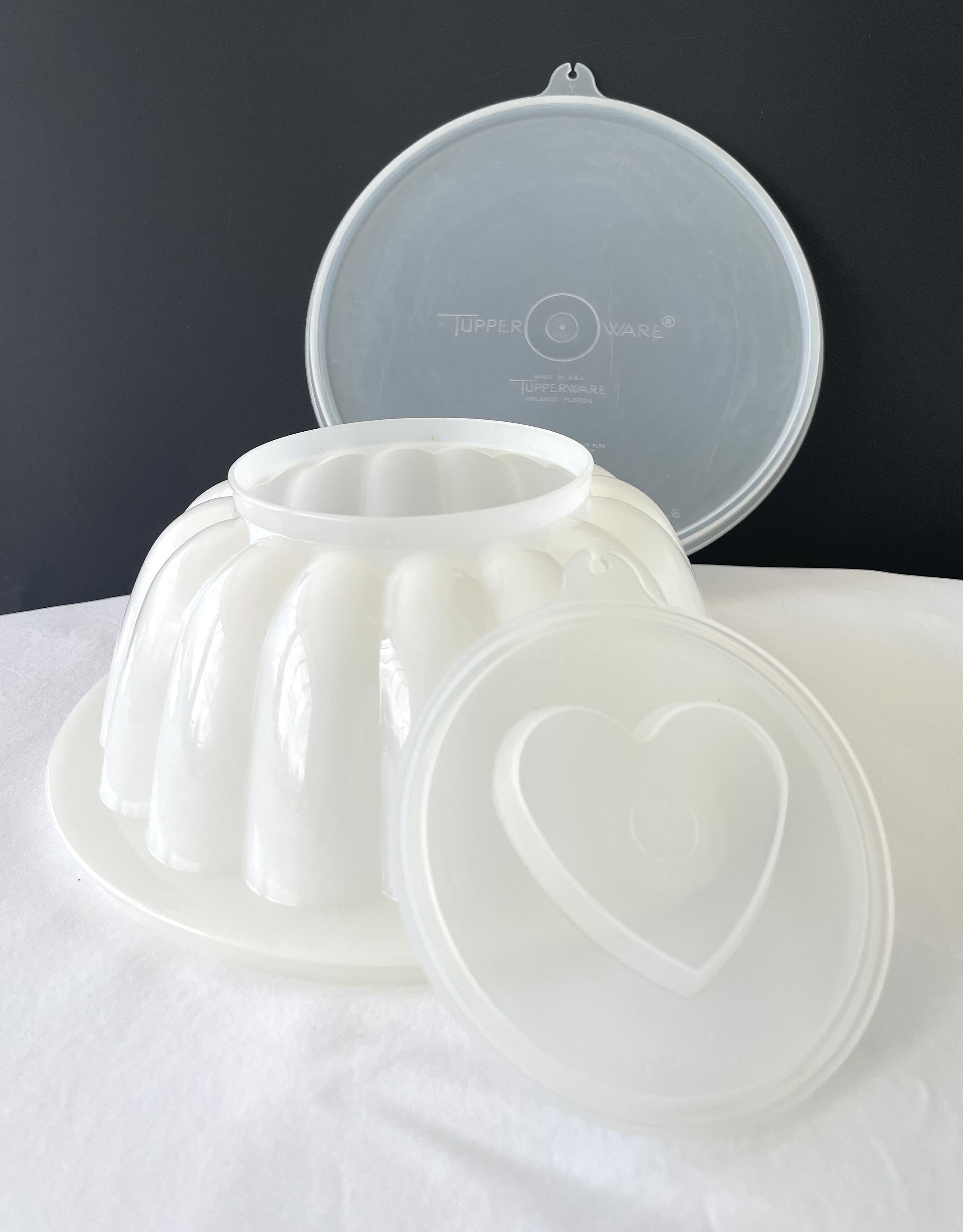 VTG Tupperware Tupperware Jell-o Mold and Server, Heart Design Lid Jel ...