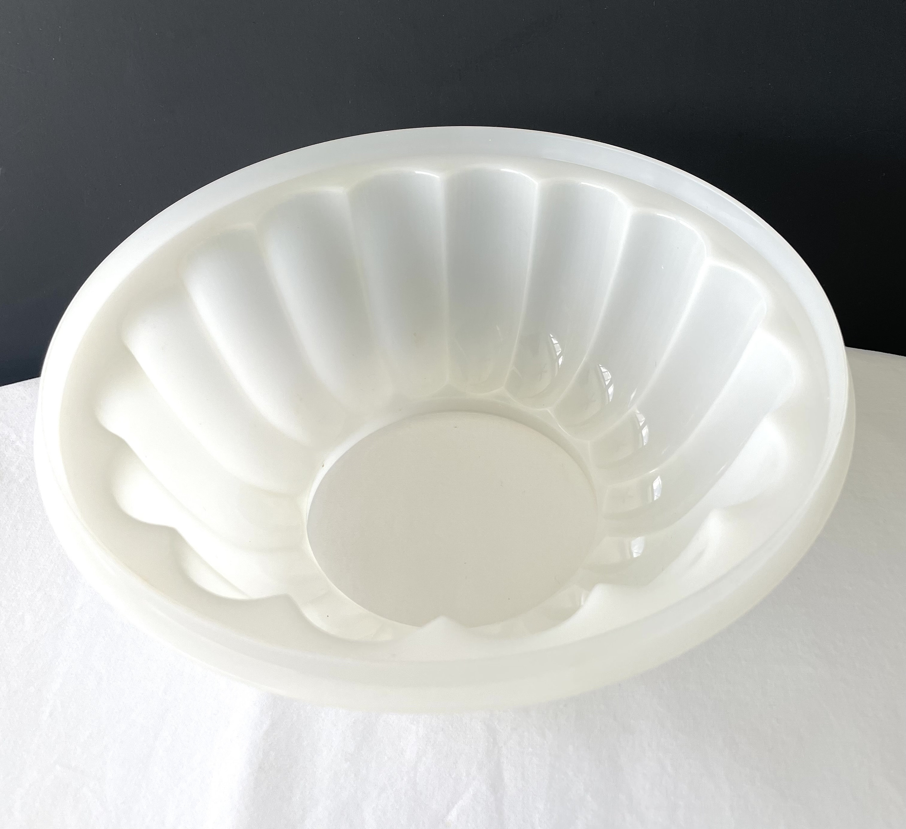 VTG Tupperware Tupperware Jell-o Mold and Server, Heart Design Lid Jel ...