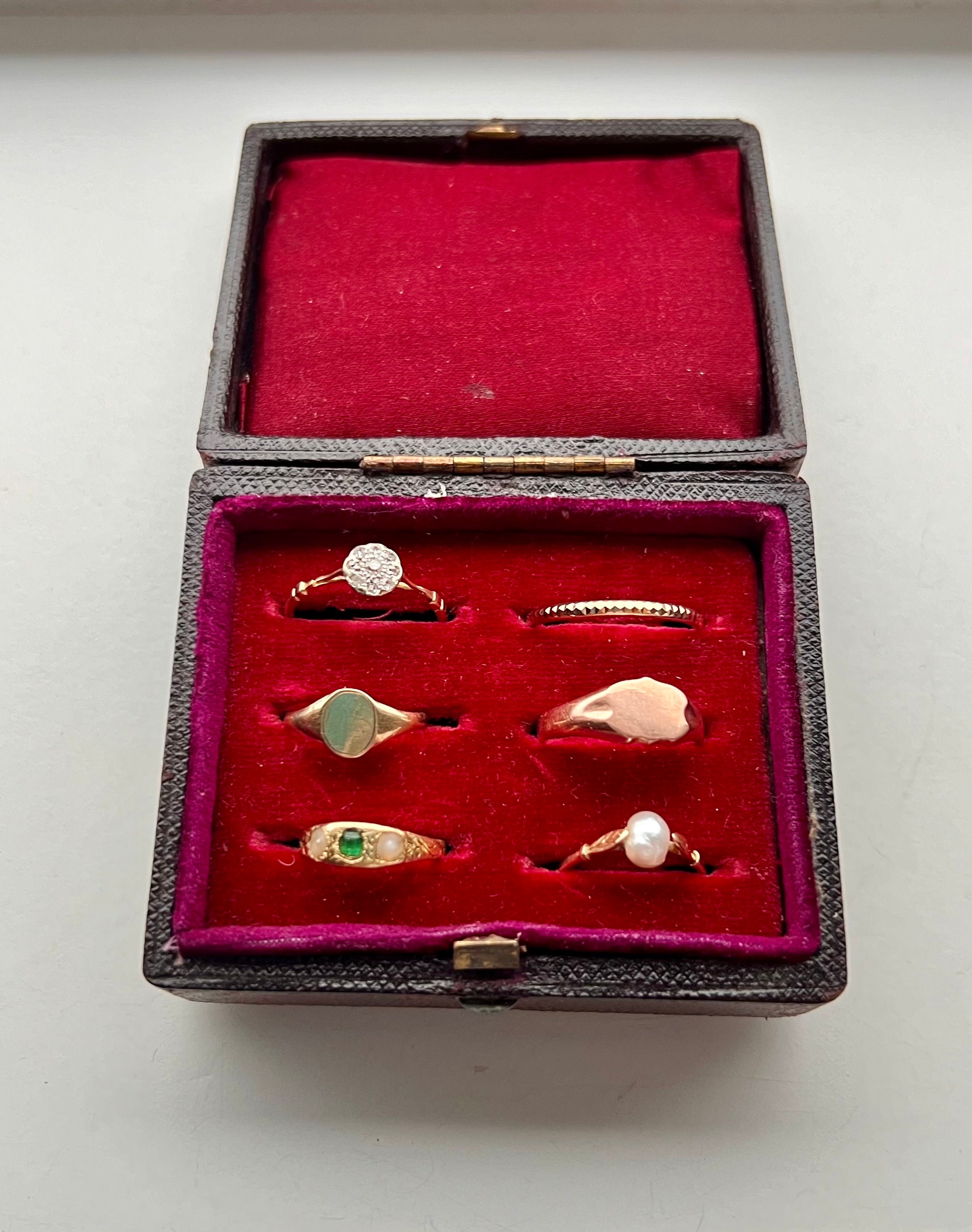 Good Antique Multi-ring Box With Compartments for 6 Pieces, Crafted in ...