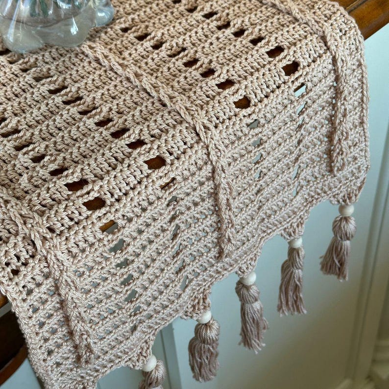 Crochet Pattern, Crochet Table Runner, Textured Crochet Table Runner - Etsy