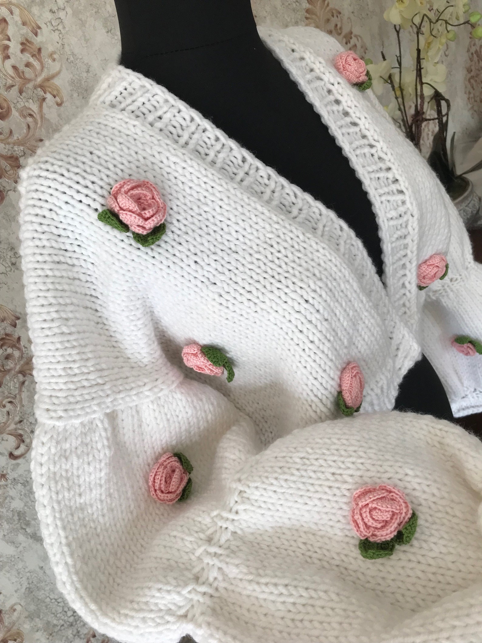 Pink Roses Balloon Sleeve Cropped Cardigan for Women, Love Roses ...