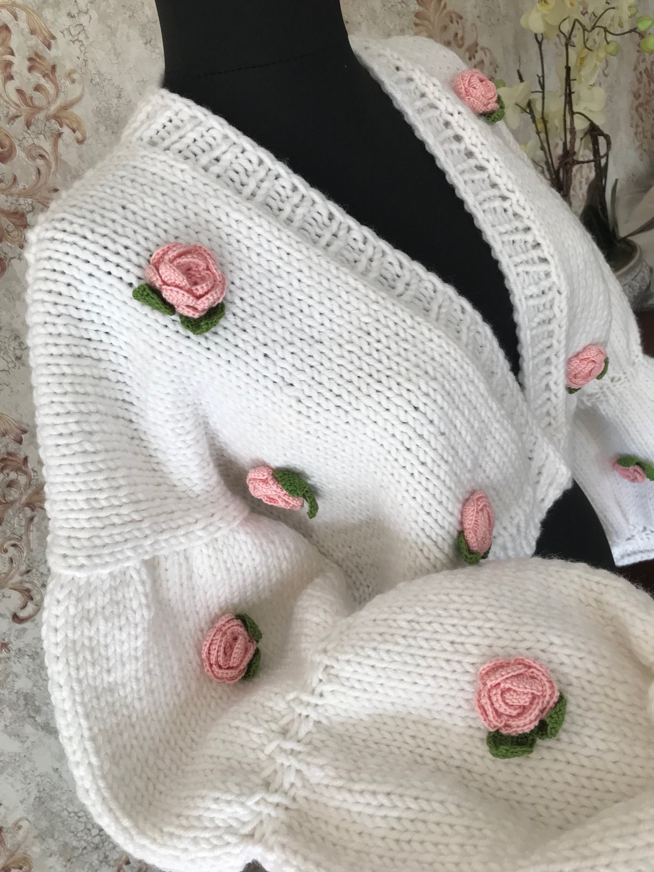 Pink Roses Cardigan, Chunky Cropped Cardigan for Woman, White Sweater ...