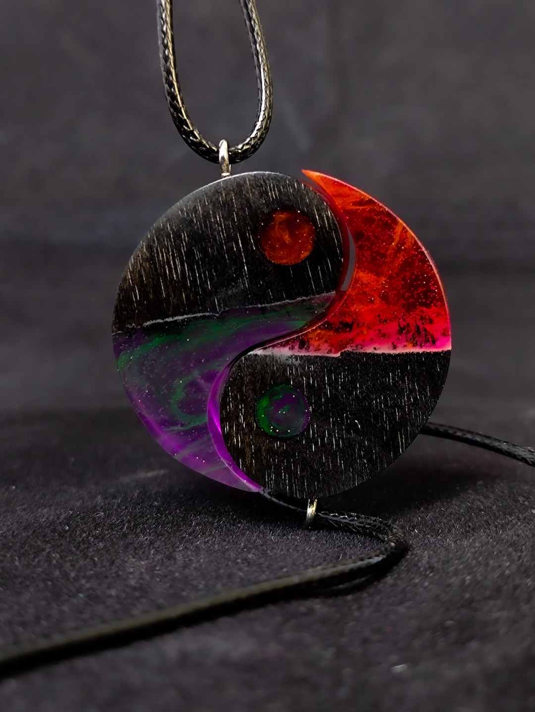 Couple Yin Yang Necklaces, Yin Yang Couple Pendants, Wood Resin Couple ...