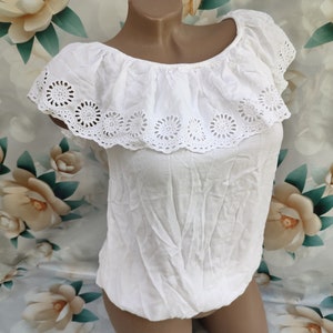 90s Vintage Viscose Women's White Eyelet Ruffle Top off Shoulders. Size ...