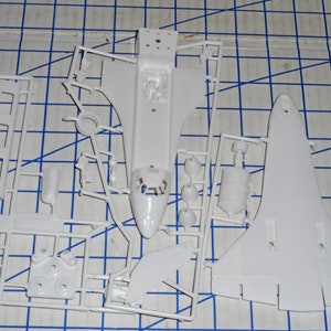 Monogram Space Shuttle 1:200 Scale Model Kit Young Astronauts Series ...