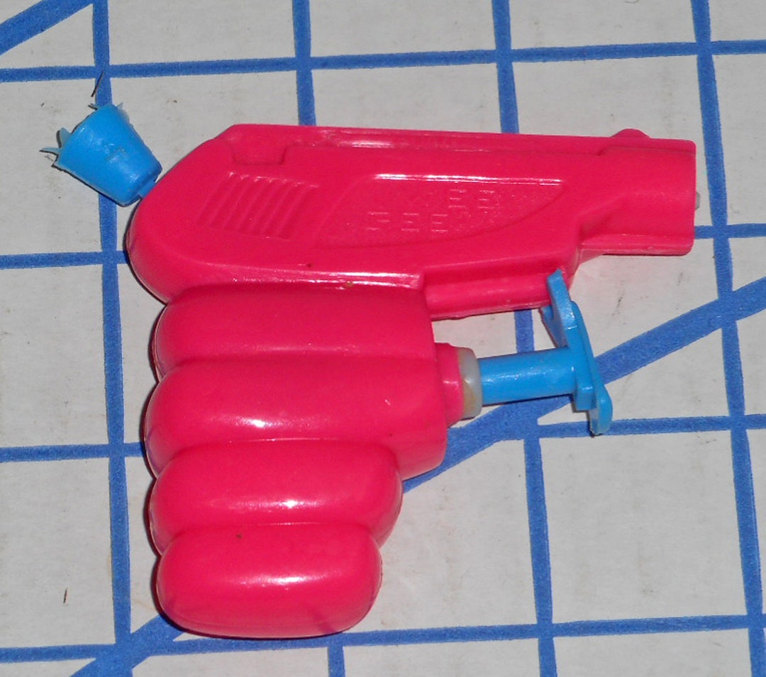 Pink Park Plastics Wee-gee Water Pistol 3 Inch Small Squirt Gun Never ...