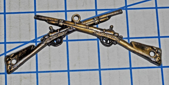 US Army Infantry Crossed Rifles Metal Badges by Accurate E-124 | Etsy