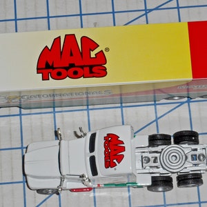 Action Racing NASCAR Mac Tools Gatornationals 1998 NASCAR 1:64 Hauler ...