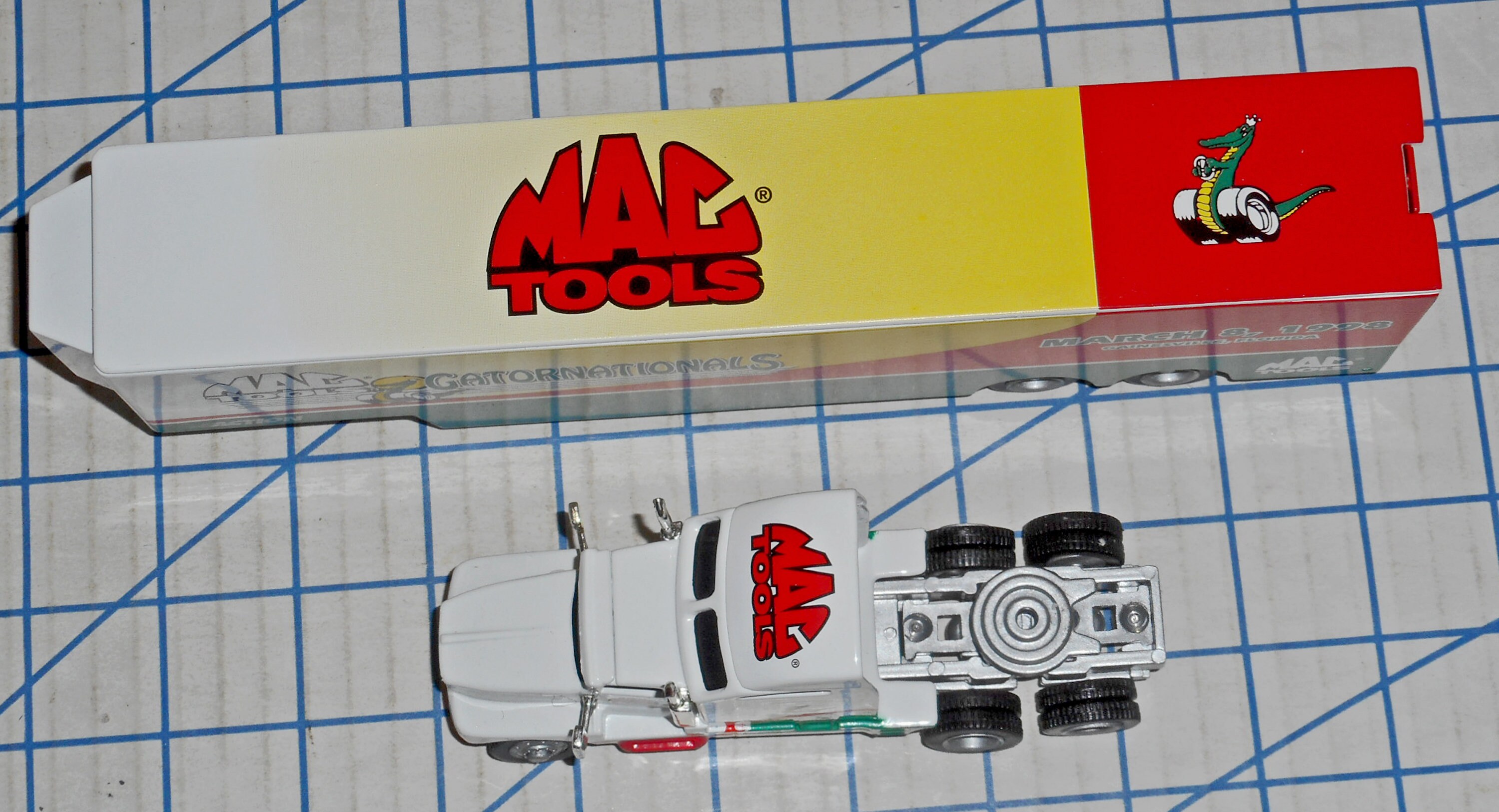 Action Racing NASCAR Mac Tools Gatornationals 1998 NASCAR 1:64 Hauler ...