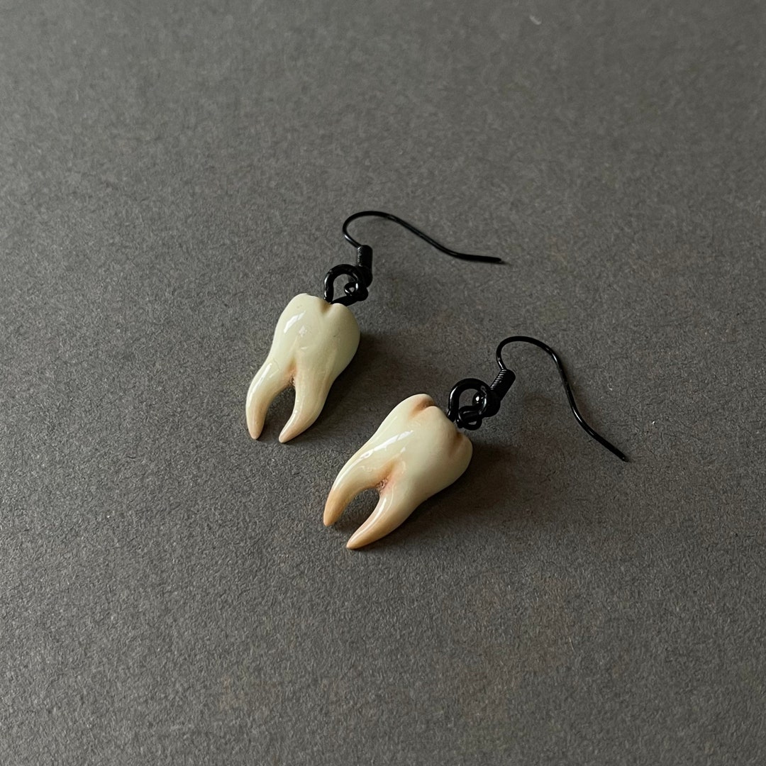 New Glossy Rotten Teeth Earrings With Black Hooks/ Florences Original ...