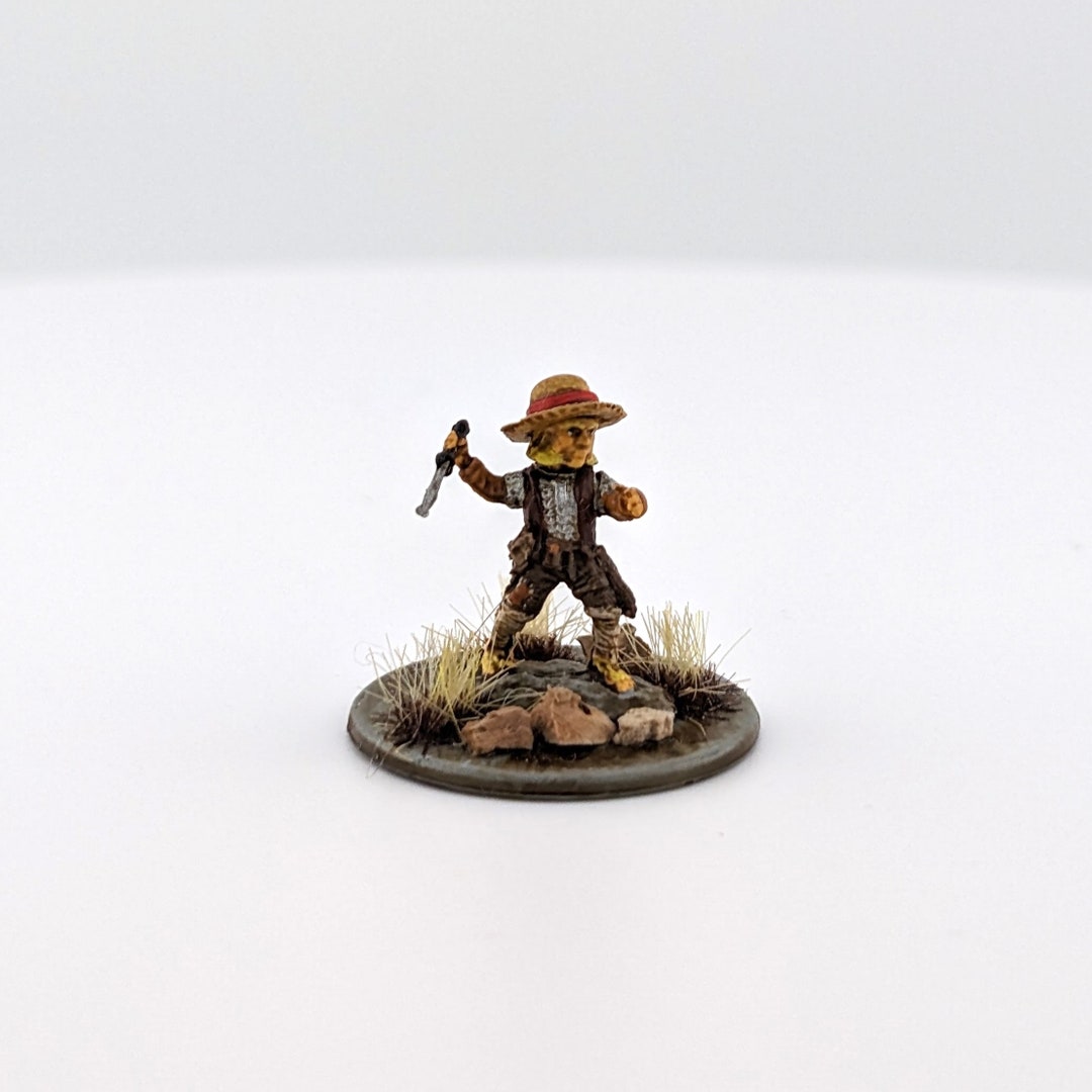 Male Halfling Rogue - Hand Painted Miniature - Tabletop RPG - Etsy