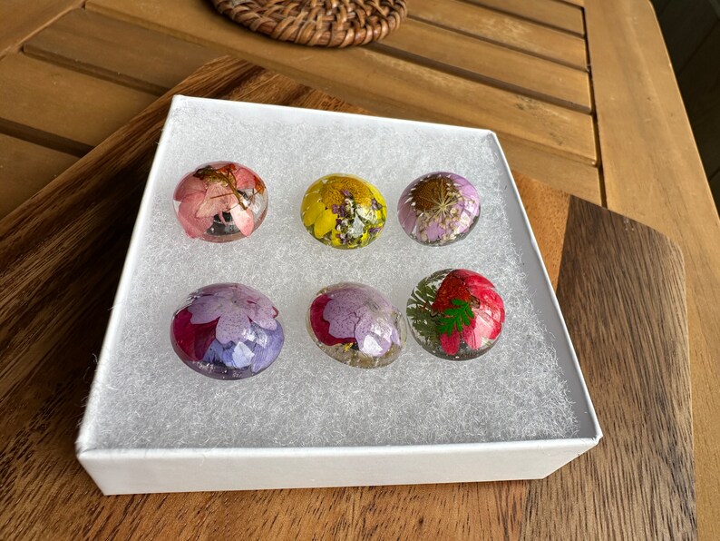 Wildflower Resin Magnets (set of 6) - Etsy