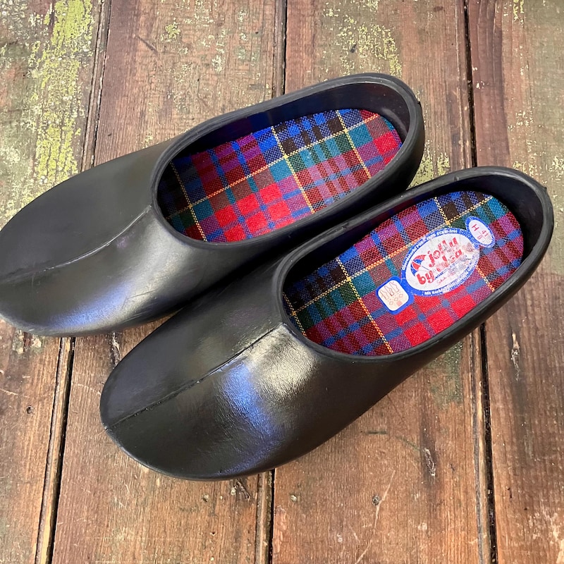 Red Clogs - Etsy