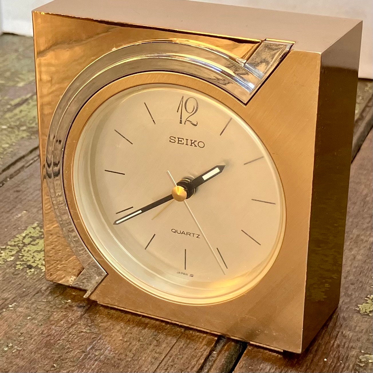 Vintage SEIKO Quartz Desk Alarm Clock Battery Operated Gold - Etsy