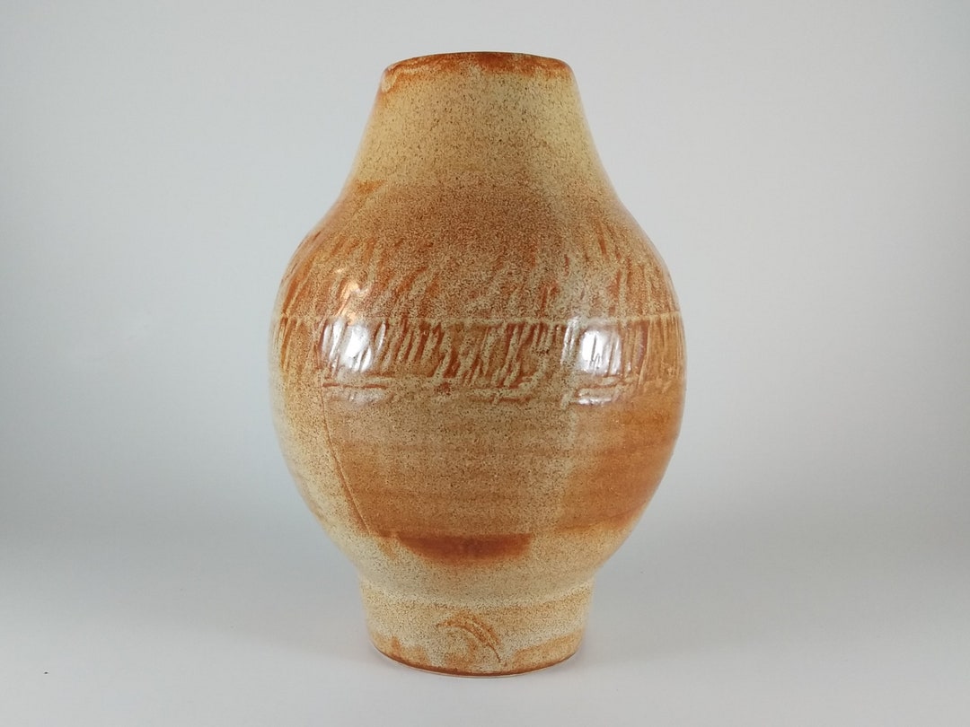 Ceramic Wheel Thrown Vase, Decorative Flower Vase, Chattered Texture ...