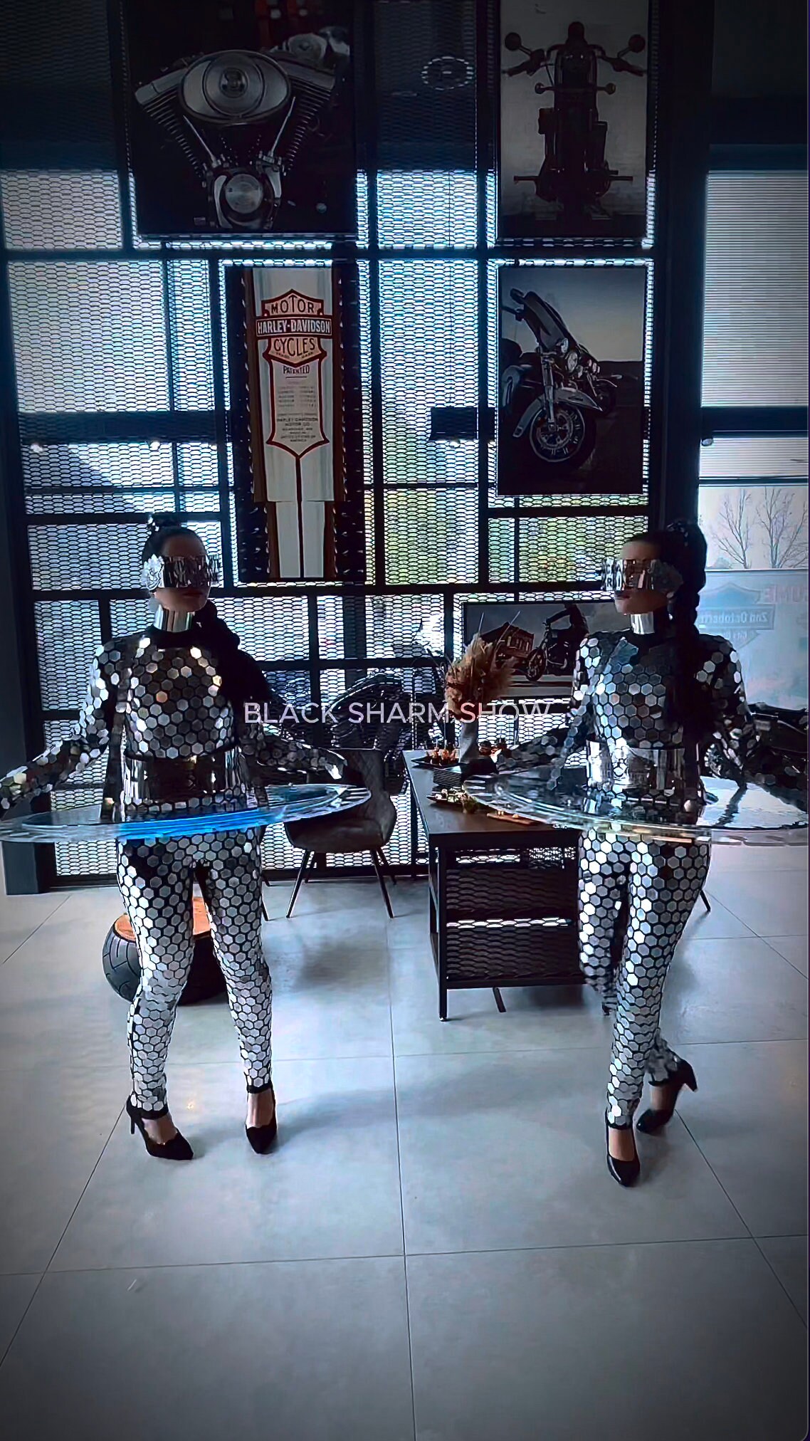 LED Table, a Girl a Buffet Table. LED Bar. Cocktail Table. Made by ...