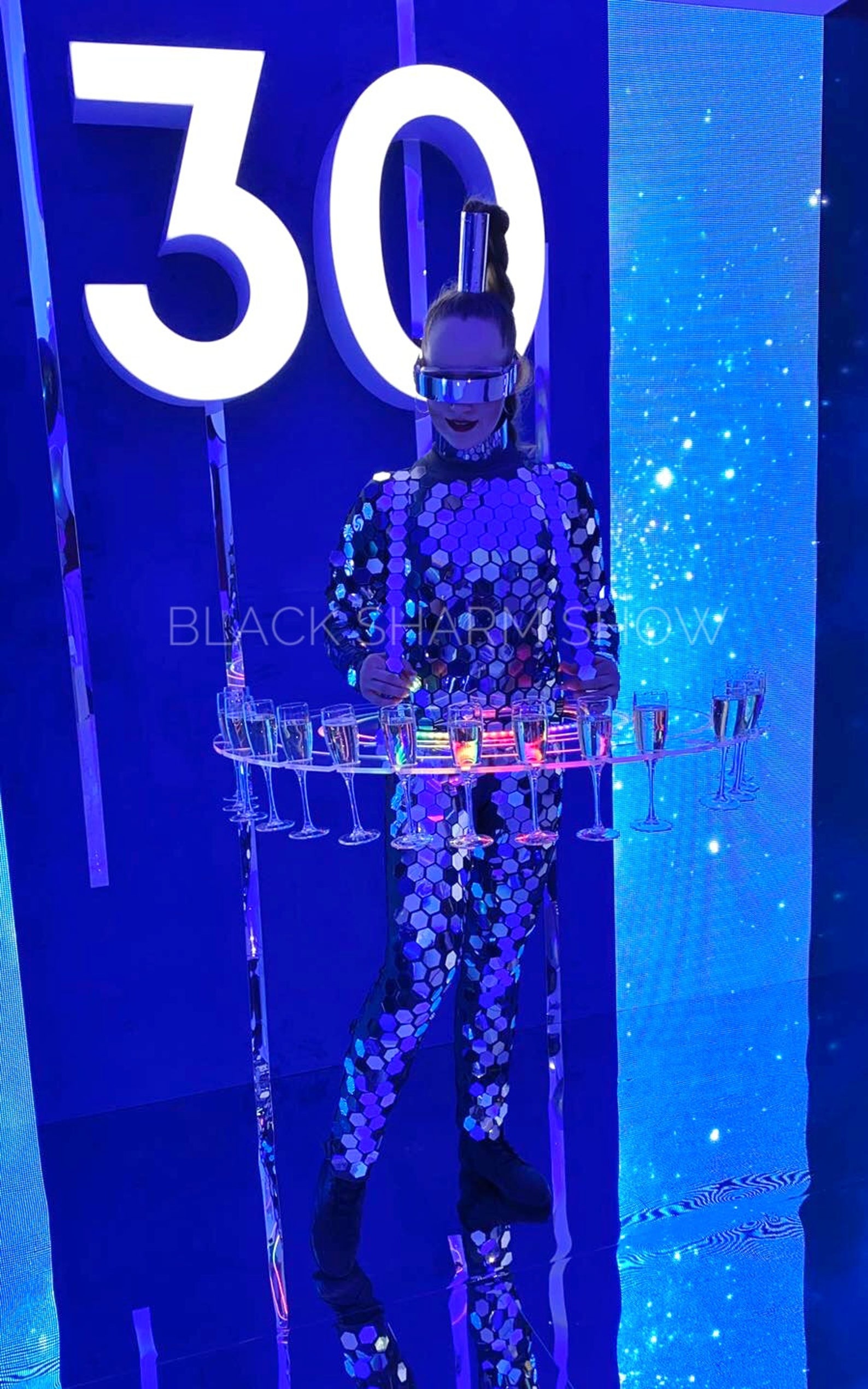 LED Table, a Girl a Buffet Table. LED Bar. Cocktail Table. Made by ...