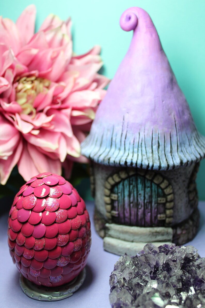 Thumbtack DRAGON EGG FREE Egg Stand Fuchsia Pink Fizz - Etsy