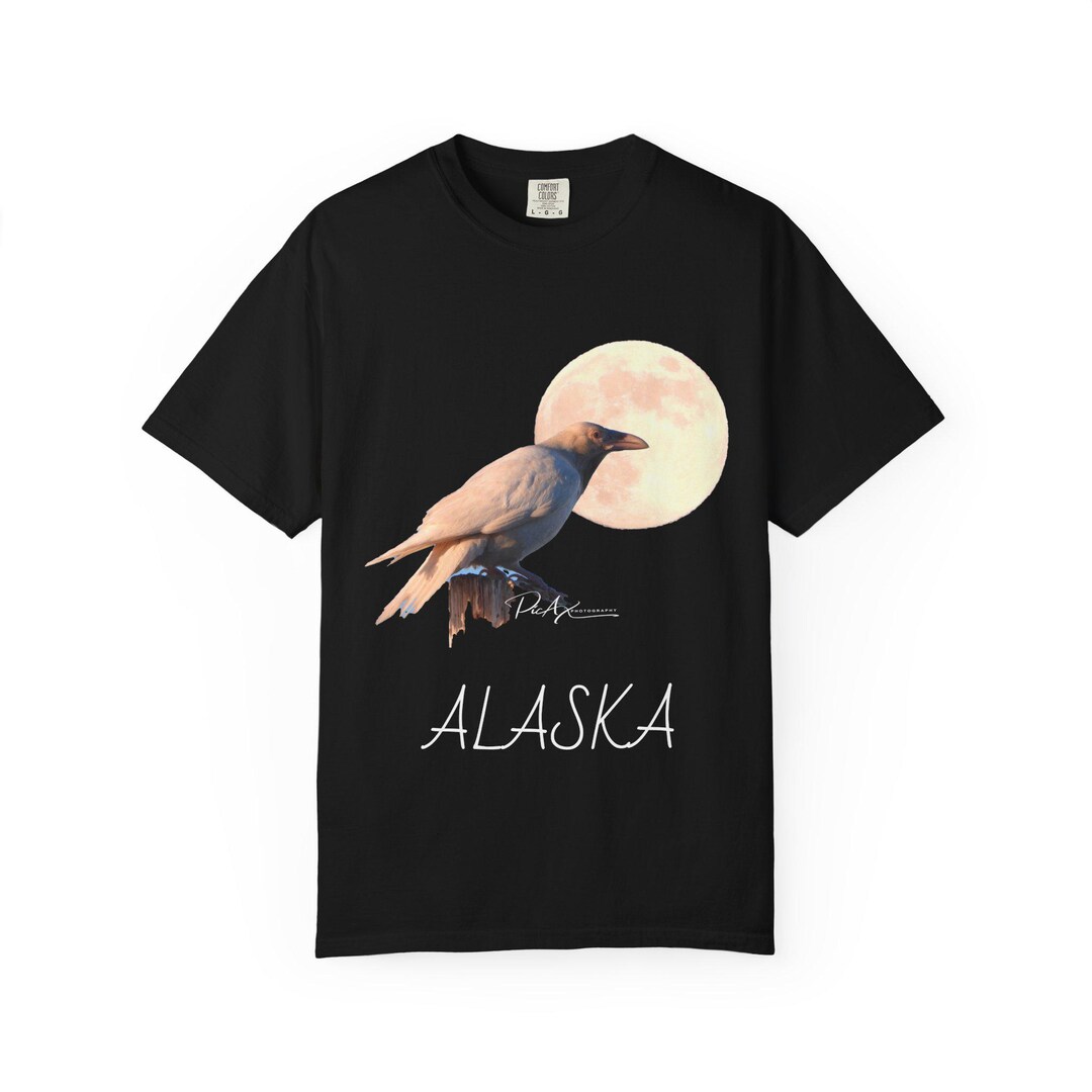 White Raven Full Moon | Nature Lover Gift | Boho Style | Casual Wear ...