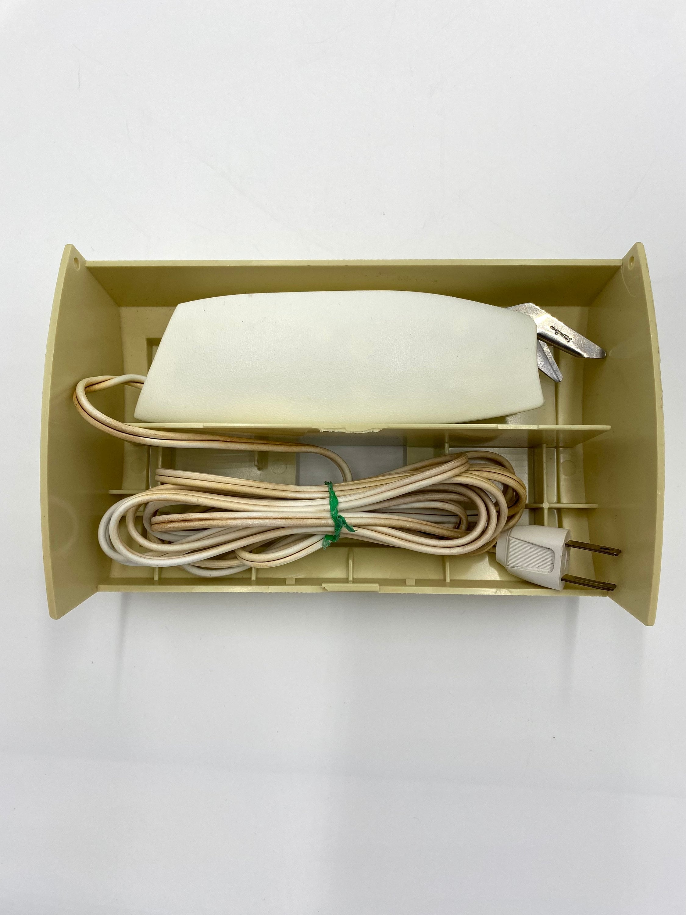 Vintage Sears 2 Speed Electric Scissors Light Fabric Cutter Shears ...