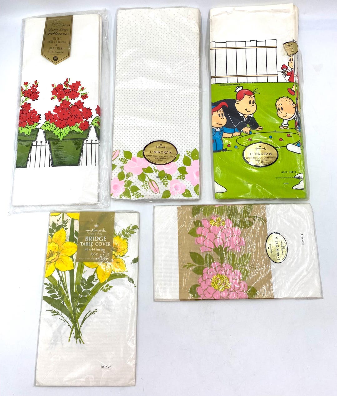 Vintage Paper Table Covers and Bridge Covers, Party Supplies Party ...