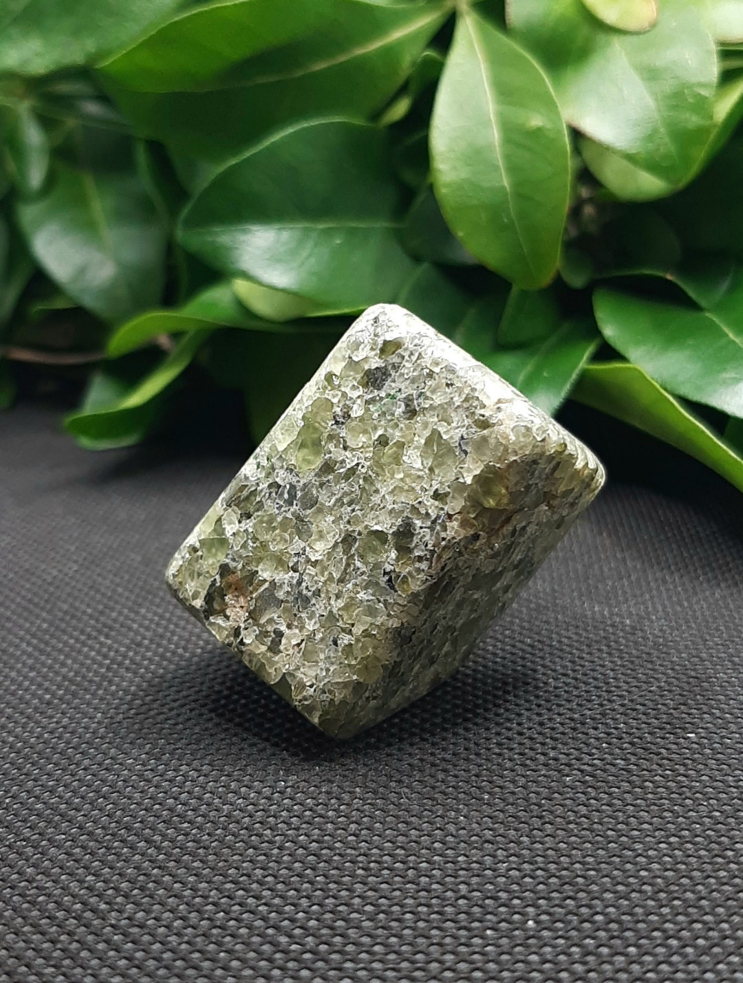Olivine Balance Cube, Olivine Carving, Olivine Cube, Floating Crystal ...