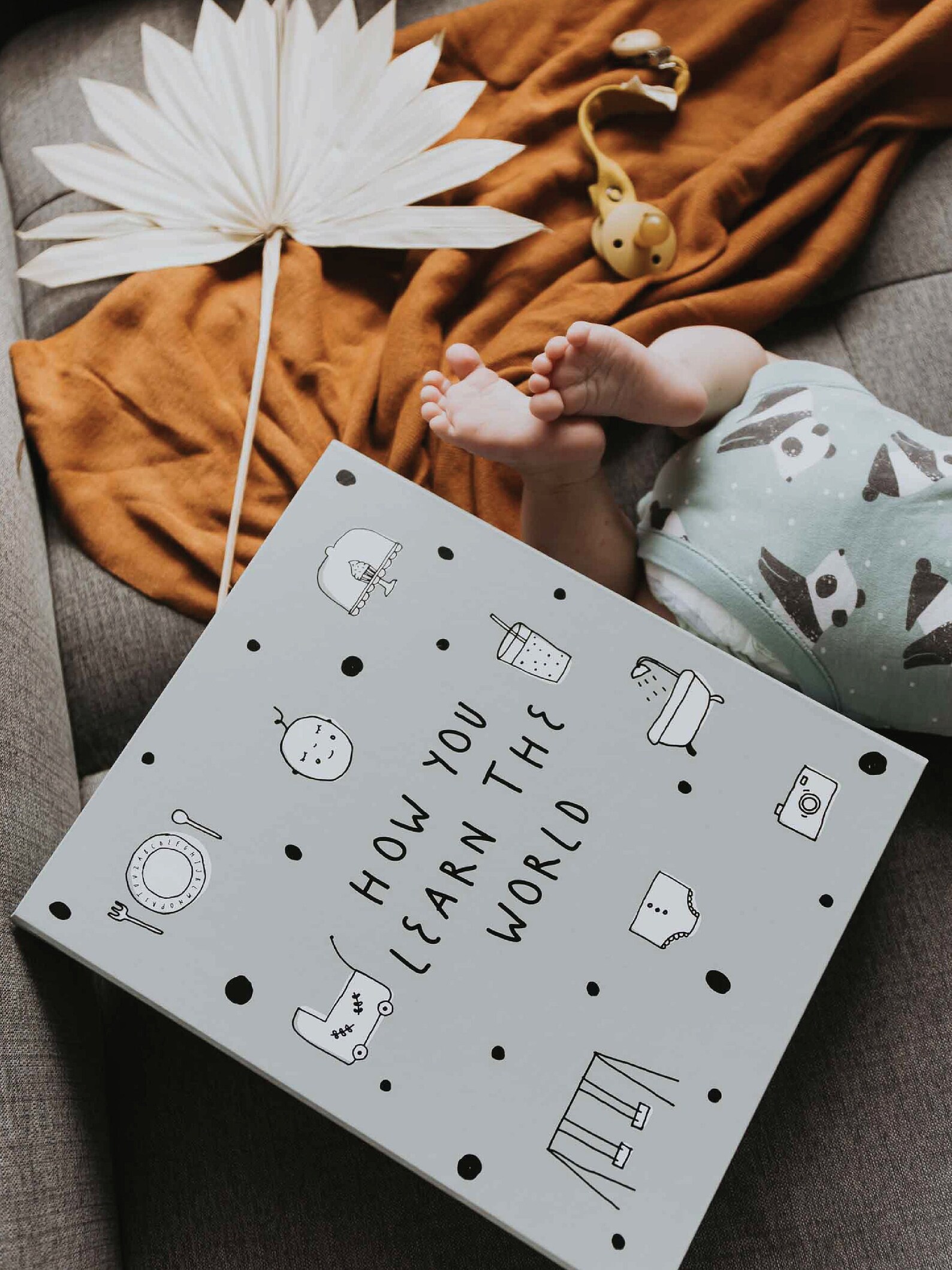 FUNCTIONAL Baby Memory Book, Baby Bump, First Year Baby Memory Book ...