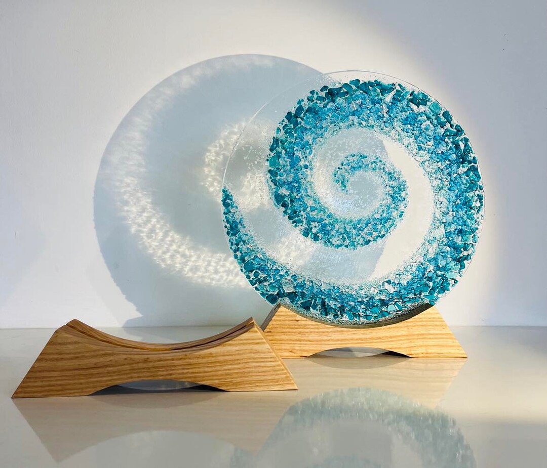 Round Glass Stand, Bespoke Glass Glass Stand for Large Pieces Wooden ...
