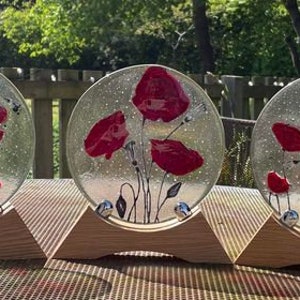 Round Glass Stand, 20 Cm Diameter Glass Stand, Round Glass Wooden Stand ...