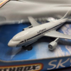 1981 Matchbox SB-28 A300 Airbus Lufthansa - Etsy