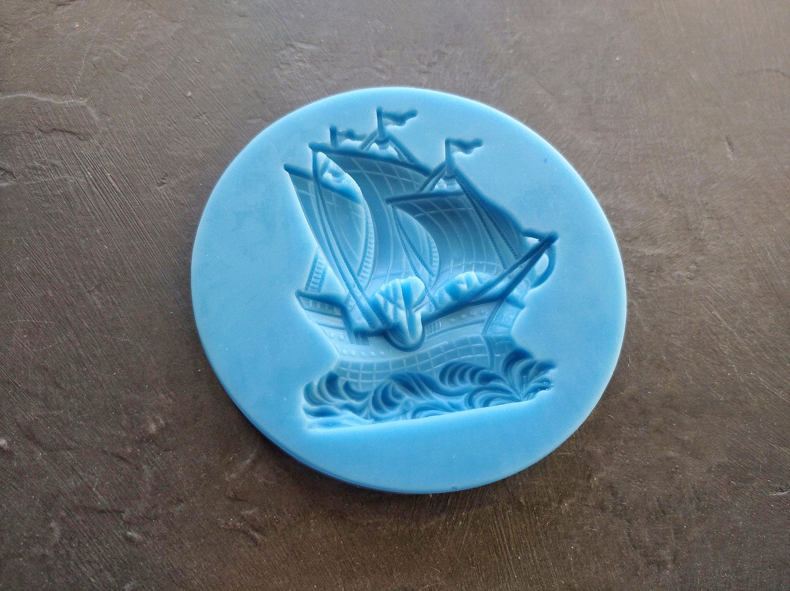 Sailboat Silicone Mold for Applique , Little Frigatt Onlay Mold ...